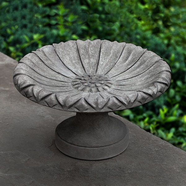 Lotus Birdbath, Small Campania【A Relaxing Refuge For Your Birds】 — The ...